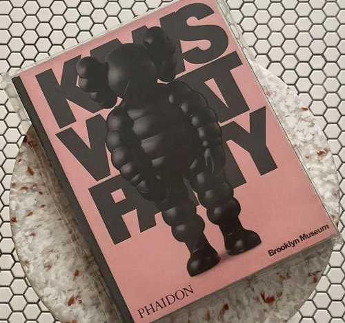 Kaws: What Party (Black on Pink edition)