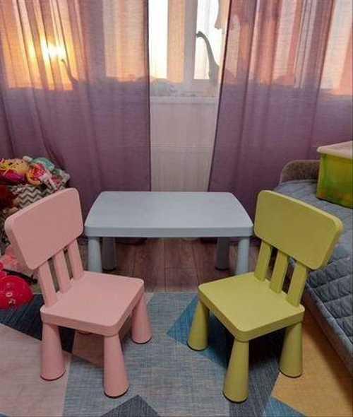 Детский стол и 2 стула IKEA из серии mammut
