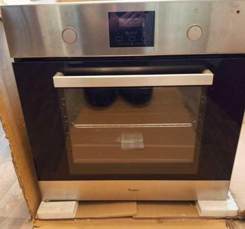 Духовой шкаф Whirlpool