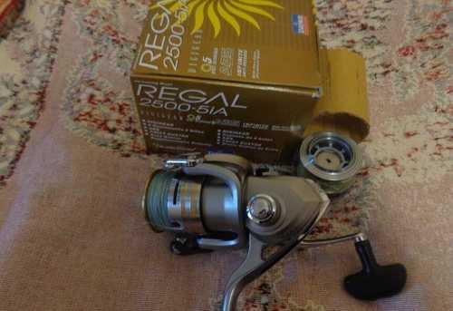 Катушка daiwa regal 2500 новая