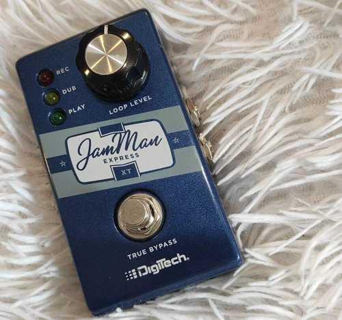 DigiTech JamMan Express XT лупер