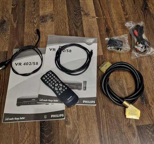 Видеомагнитофон philips VR 402