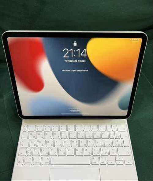 iPad Pro 11 M1 LTE 256 GB + Magic Keyboard
