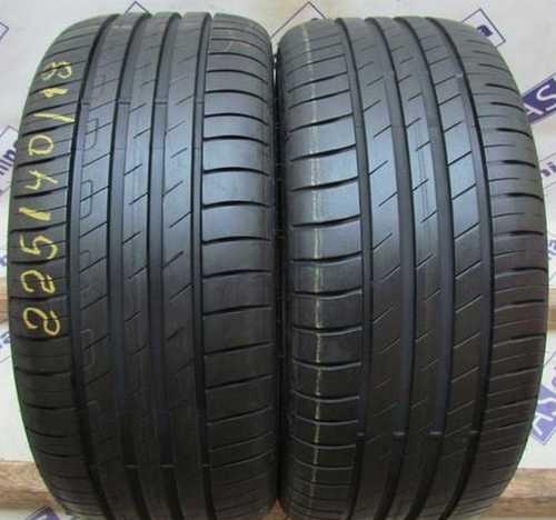 Goodyear EfficientGrip Performance 225/40 R18 92N