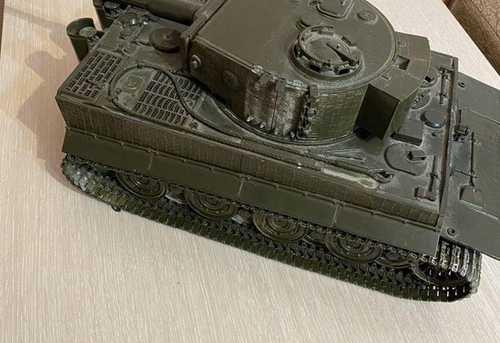 Модель танка тигр