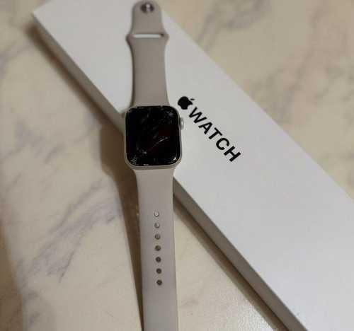 Часы apple watch se 40 mm