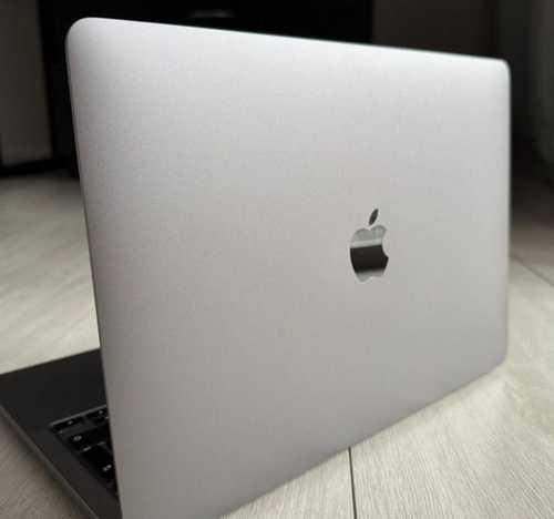 Macbook pro 13 m1 8gb 256gb