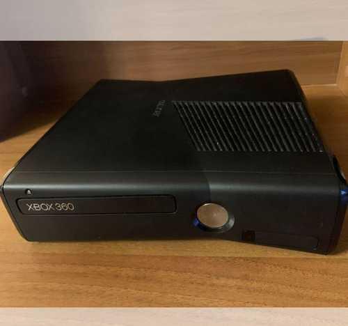 Xbox 360 slim