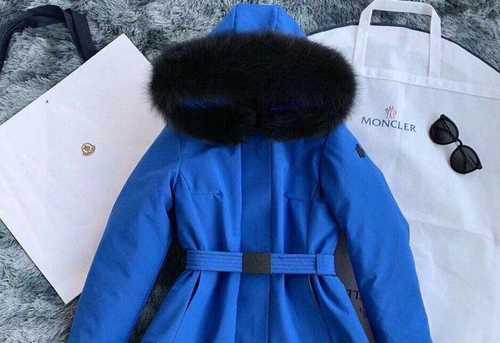 Горнолыжная куртка Moncler в наличии