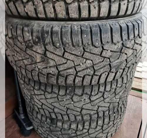 Pirelli Ice Zero 205/55 R16