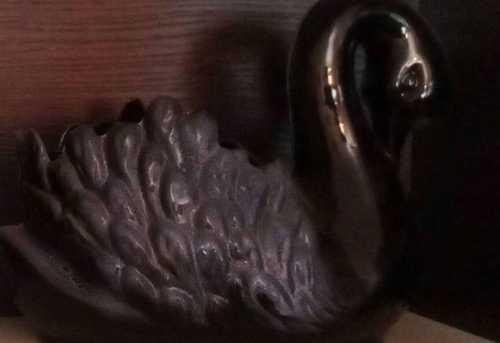 Фарфоровая конфетница ваза Лебедь черный