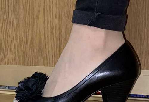 Туфли женские Caprice