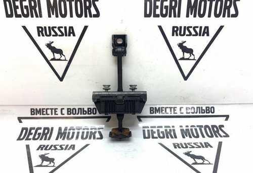 Ограничитель передней двери Range Rover L322 02-12