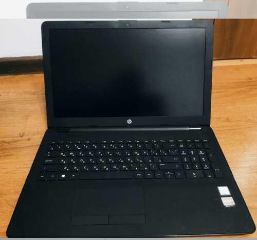 Hp i5-7200/8Gb/DDR4/AMD Radeon 520