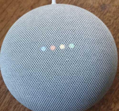 Колонка Google Home mini