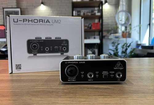 Behringer U-Phoria UM2