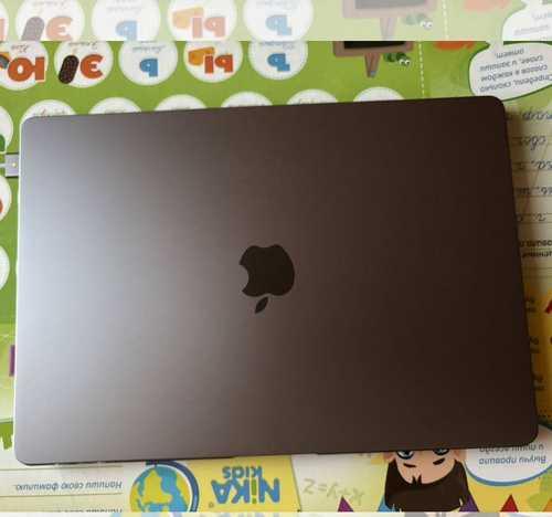 Apple macbook air 15