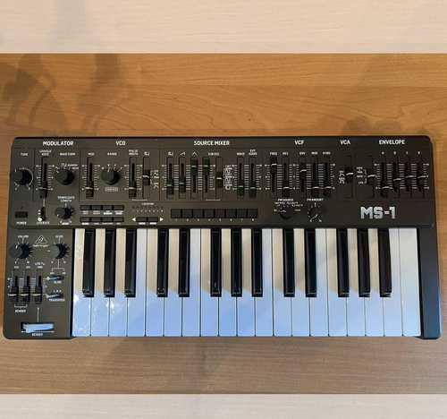 Синтезатор behringer ms-1