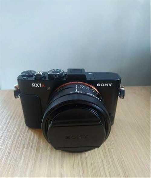 Sony Cyber-shot DSC-RX1R новый