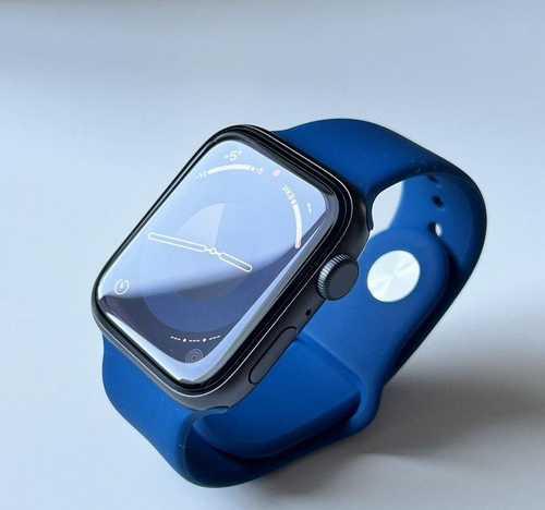 Apple Watch SE 44mm Space Gray, меньше 2 недель