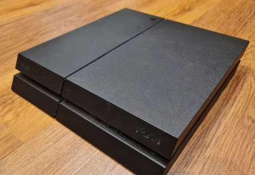 Sony PlayStation 4 (PS4) + игры комплектом
