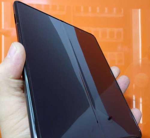Дисплей Samsung Z Fold 3 (Пятно маленький)
