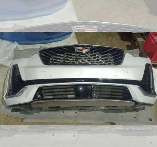 Бампер передний Cadillac XT6