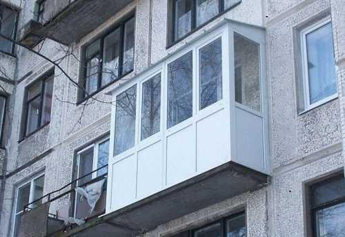 Балкон с крышей, окна