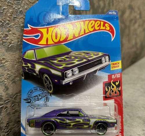 Hot wheels dodge charger 500