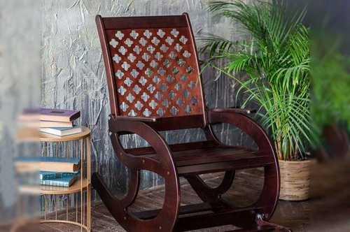 Кресло качалка деревянное для отдыха