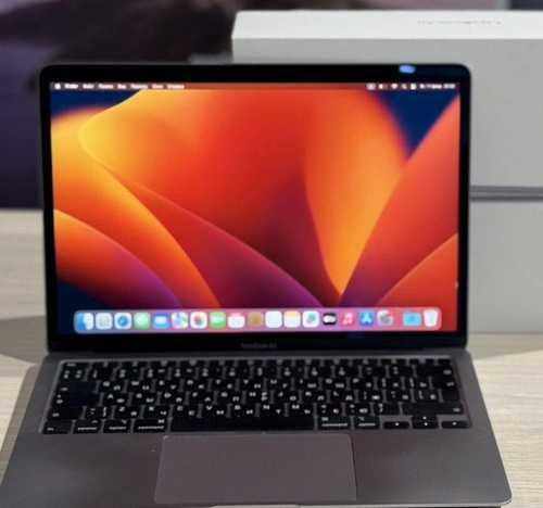 MacBook Air 13 2020 i5 512Gb (350 Отзывов)