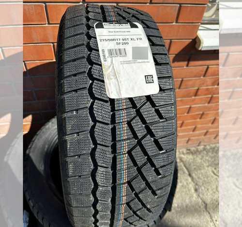 Gislaved Soft Frost 200 215/50 R17