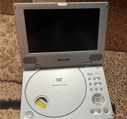 Портативный DVD-плеер Philips PET810