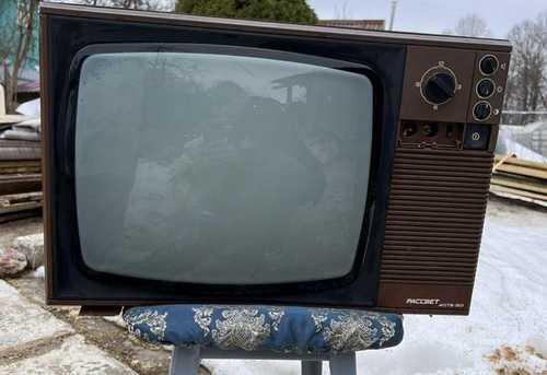Телевизор ретро раритет Рассвет СССР