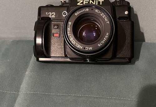 Плёночный зеркальный фотоаппарат Зенит 122