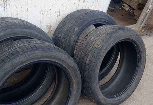 Goodyear 4x4 UG Ice Navi 275/45 R20