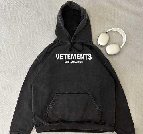 Толстовка vetements