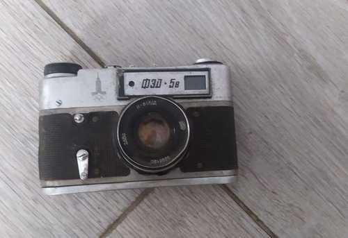 Плёночный фотоаппарат СССР фэд-5в