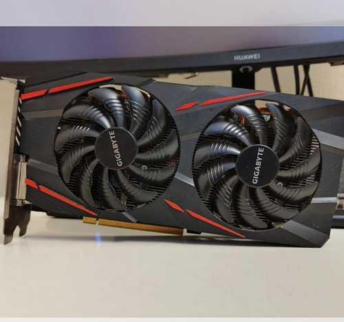 Продам Видеокарту Gigabyte AMD Radeon RX 570 gamin