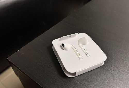 Наушники earpods из комплекта iPhone 11 pro