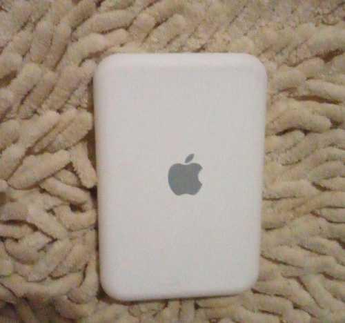 Беспроводную power bank для Айфона