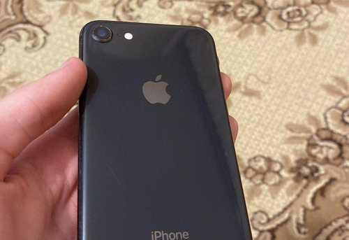Телефон iPhone 8 64 gb
