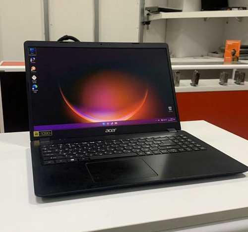 Ноутбук acer aspire 3 в норм состоянии