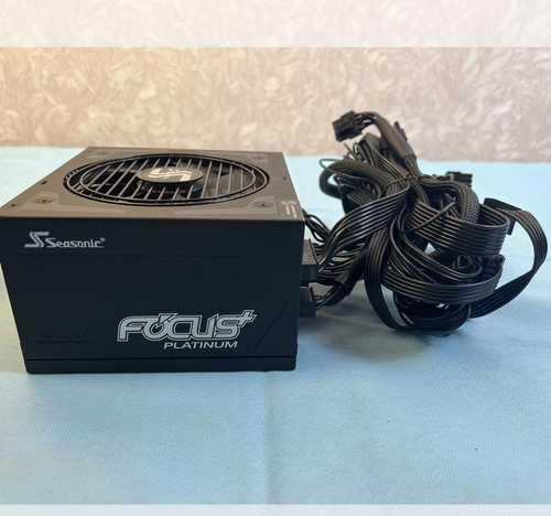 Seasonic focus Plus 550 Вт 80  Platinum