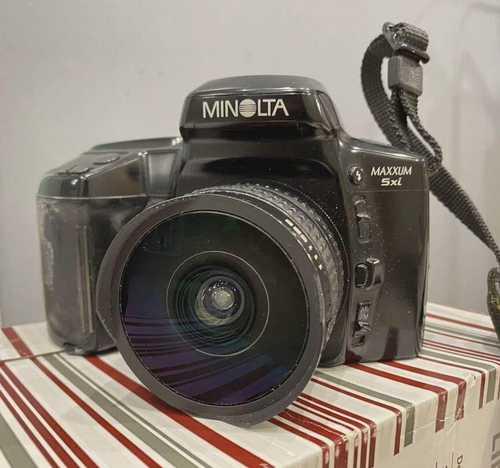 Minolta 5Xi с объективом зенитар 16