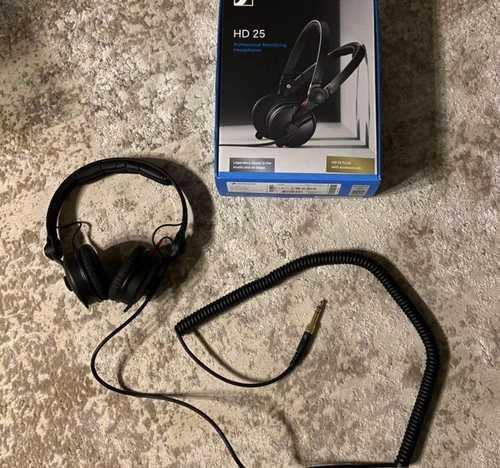 Наушники Sennheiser HD 25 plus Black