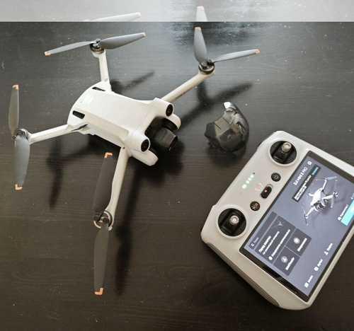 Квадрокоптер DJI Mini 3 Pro