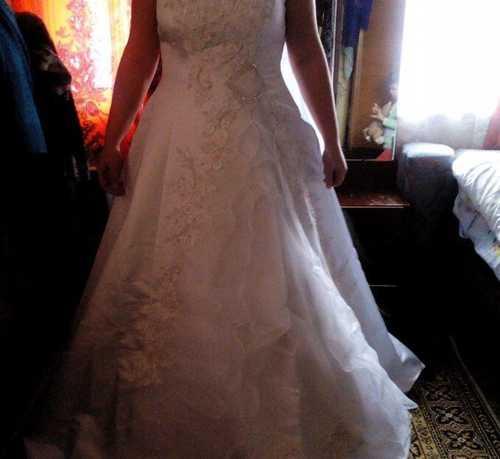 Свадебное платье 44-46 размер