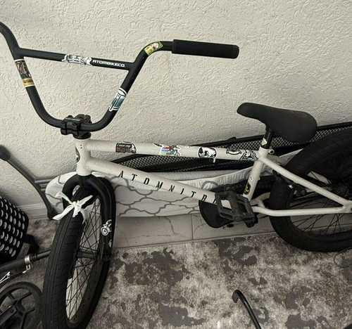 Ведосипед BMX Atom