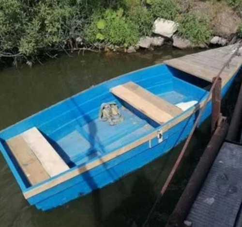 Лодка деревянная весельная 3м х 1м
